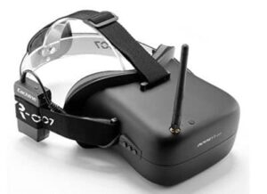 Best FPV Goggles And First Person View Goggle Tips - DroneZon